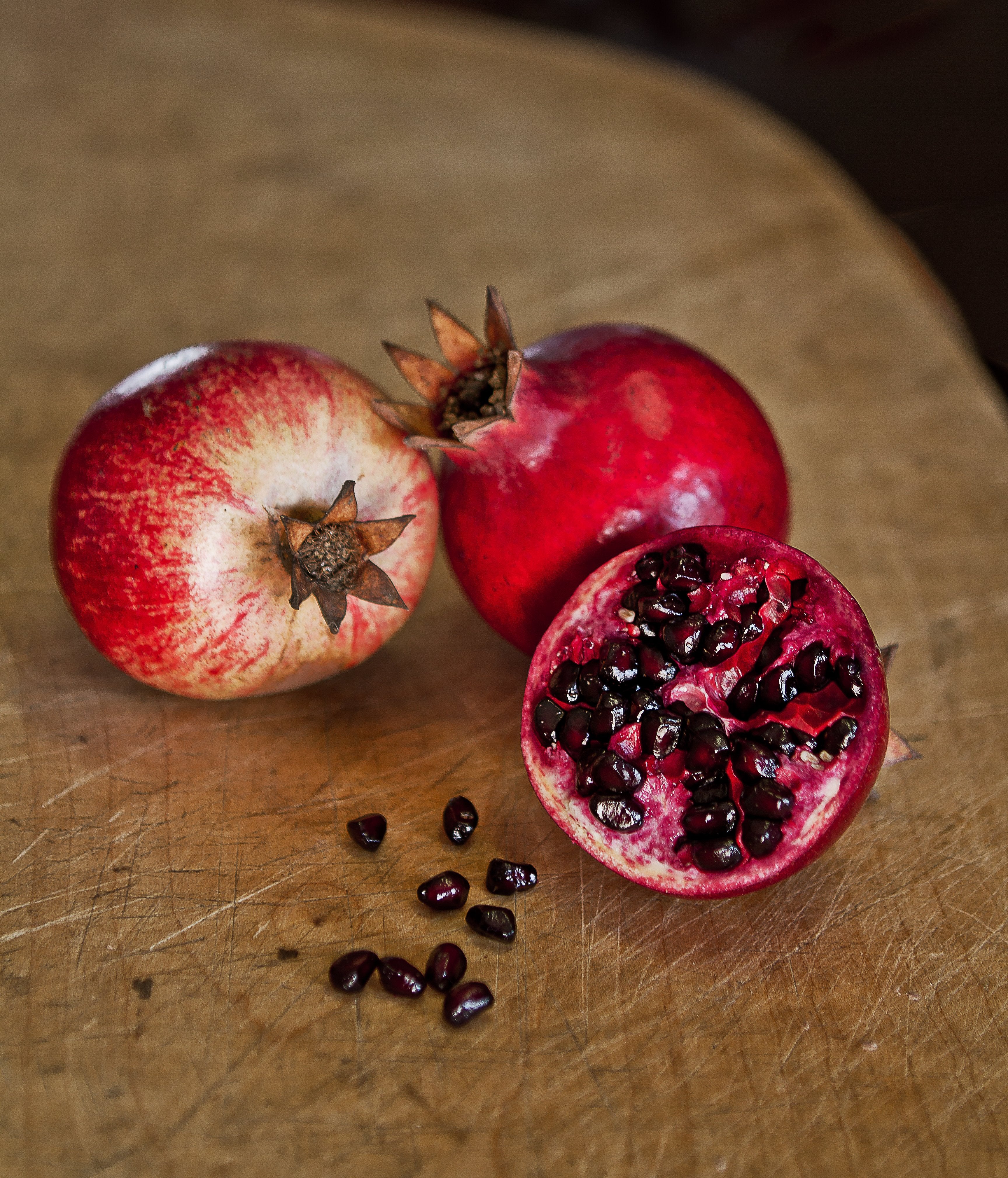 Nutrition Spotlight: Pomegranates – Complete Nutrition